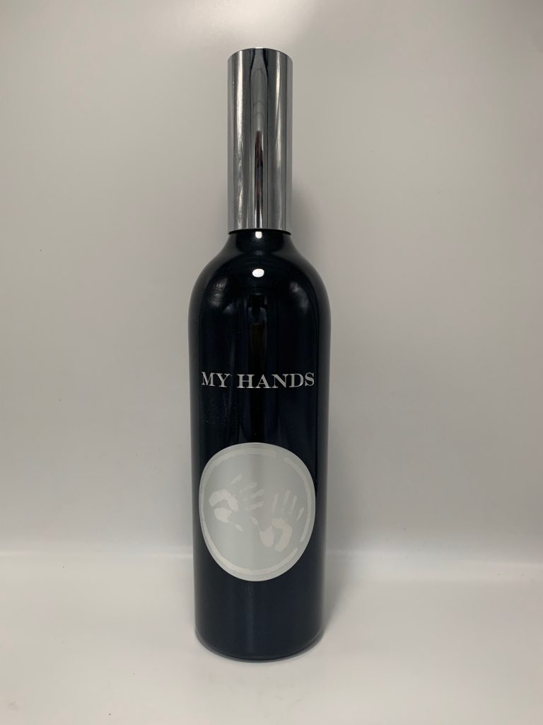 Two Hands My Hands Shiraz 2010 – AABA Wines